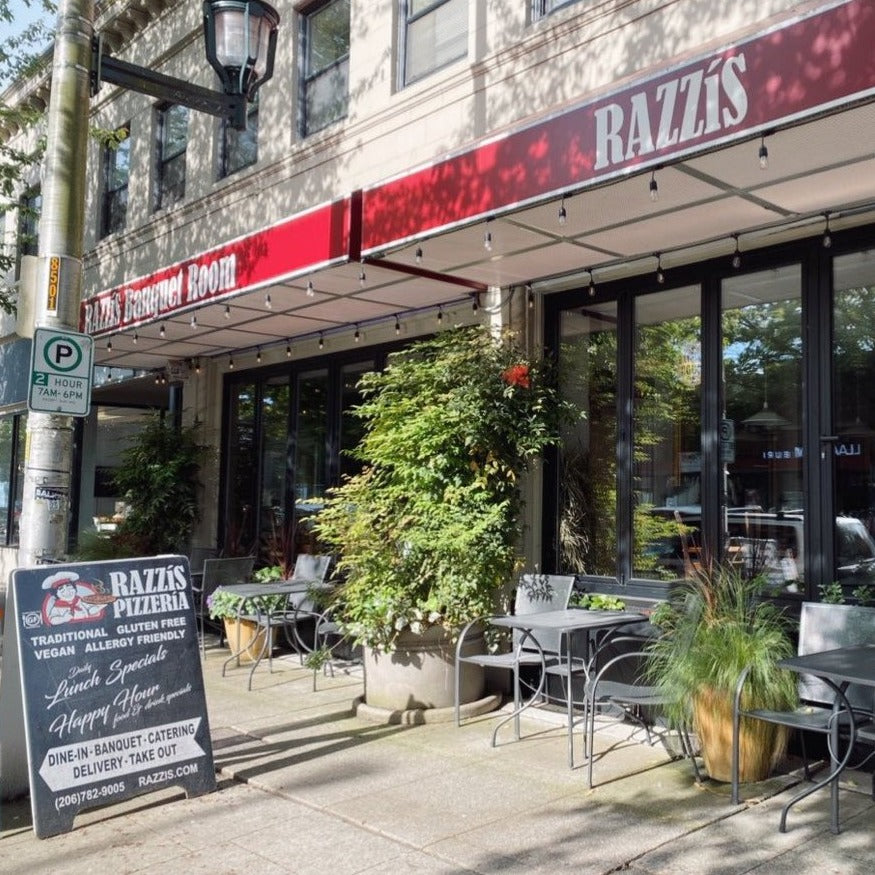 Razzis pizza store